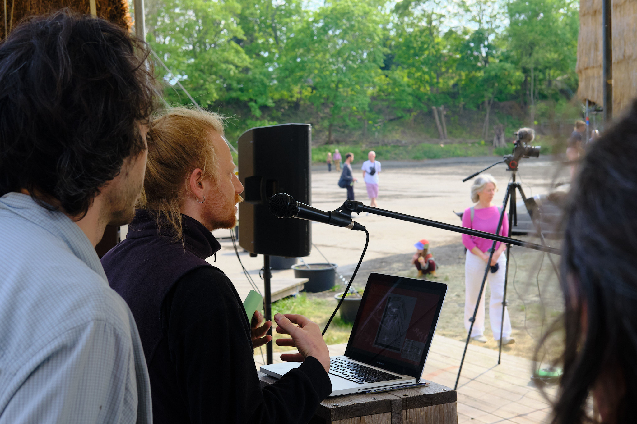 Sumpfpflanzendach – Architectures of Cohabitation — Natural Building Lab