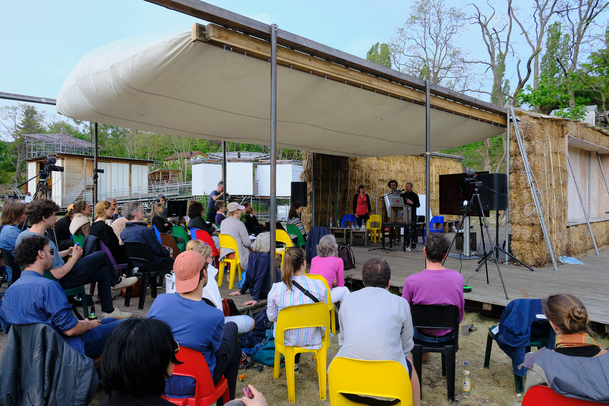 Sumpfpflanzendach – Architectures of Cohabitation — Natural Building Lab